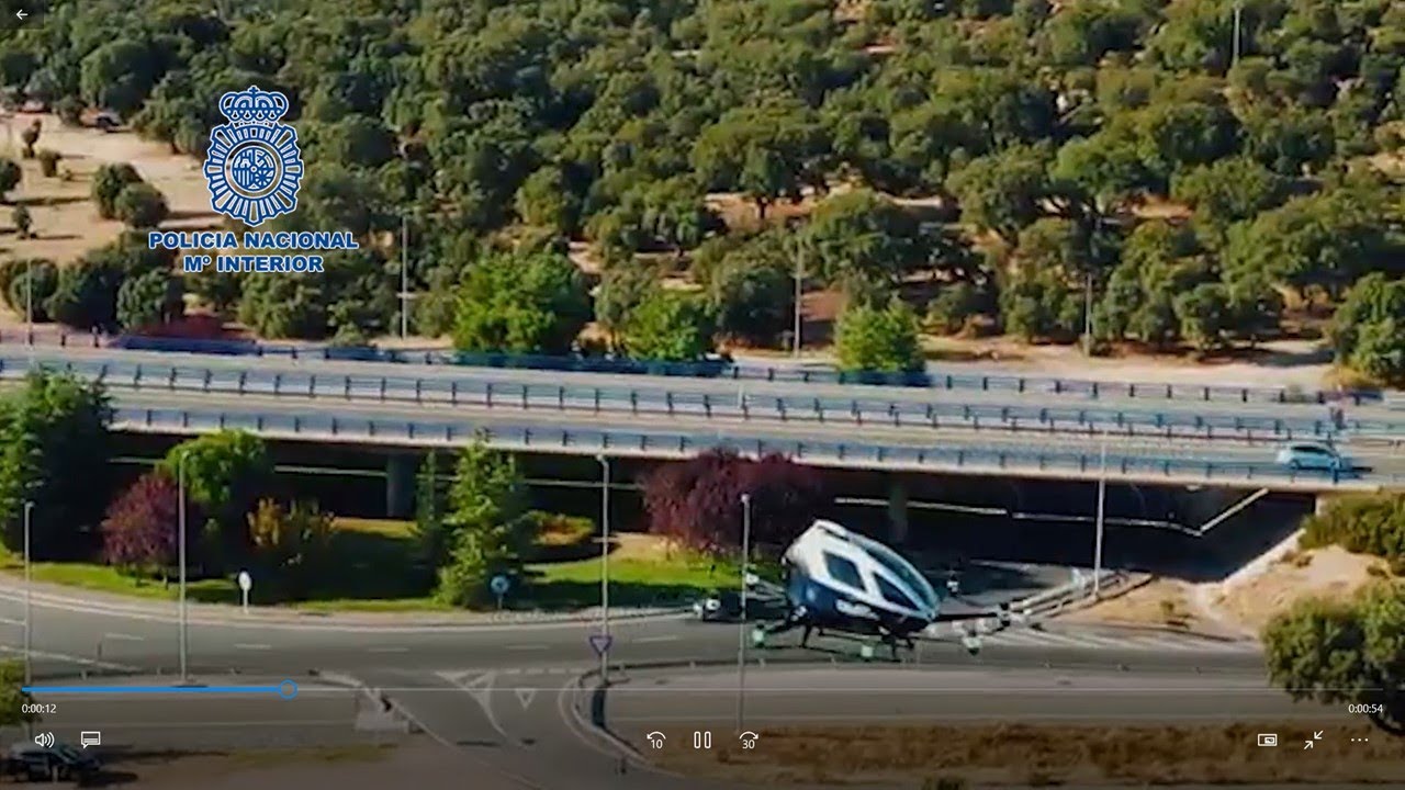 Así son los vuelos de prueba del “megadron” EH216, el vehículo aéreo ...